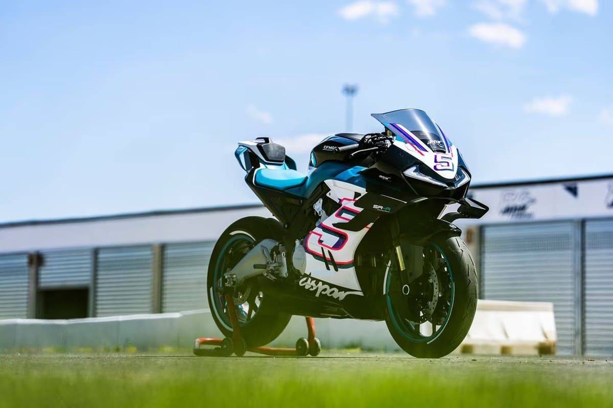 CFMOTO 500SR Voom : svelati finalmente i dettagli